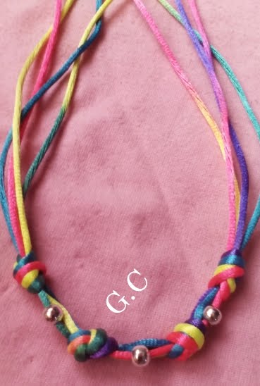Manualidades Artesanales: COLLAR PARA NIÑAS CON COLA DE RATA