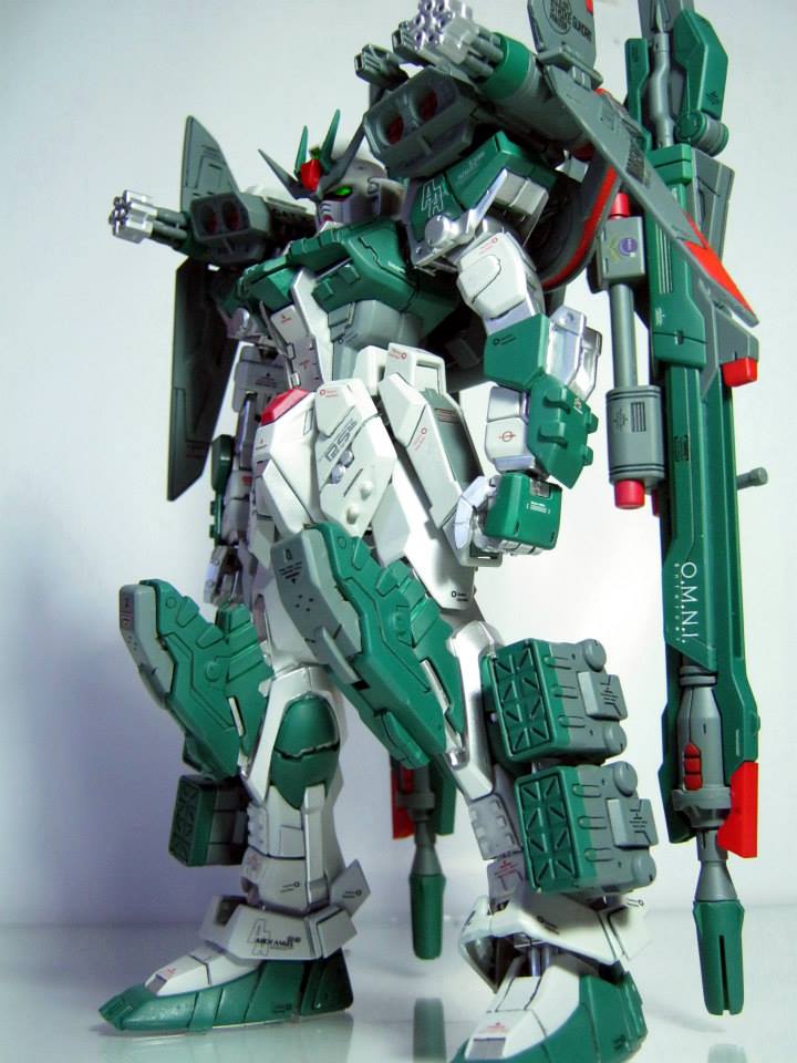 Custom Build: MG 1/100 Strike Panzer