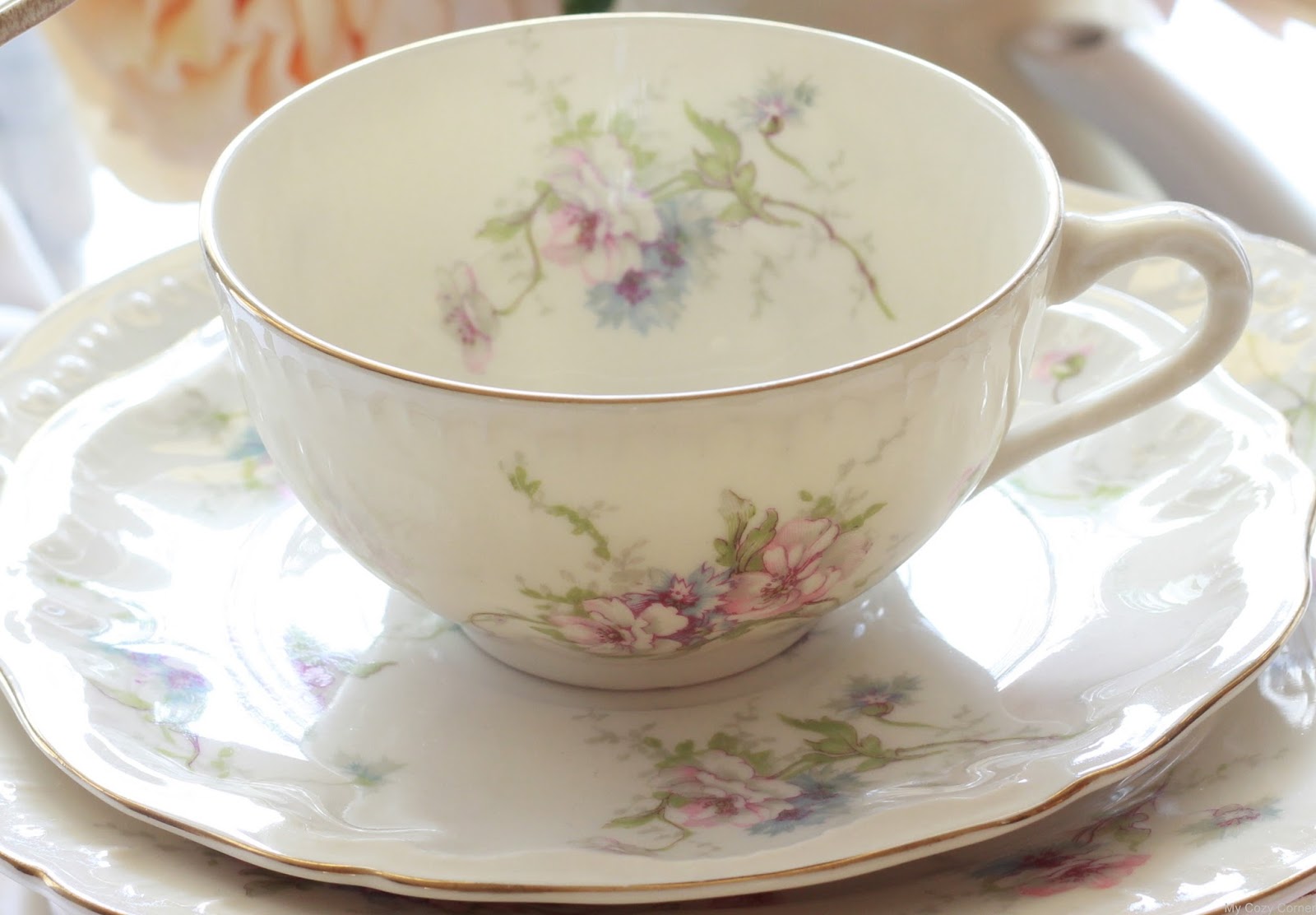 My Cozy Corner: Angel Tea Time