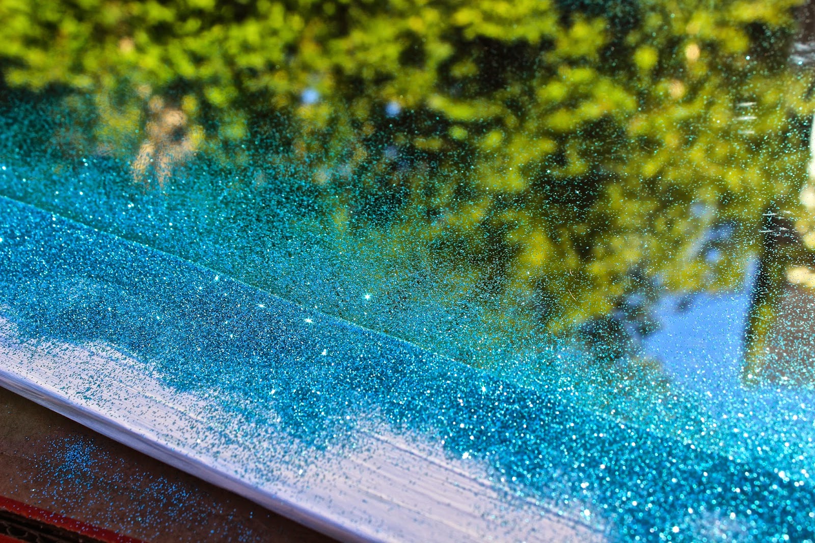 emma judge: DIY: Ombre Glitter Mirror