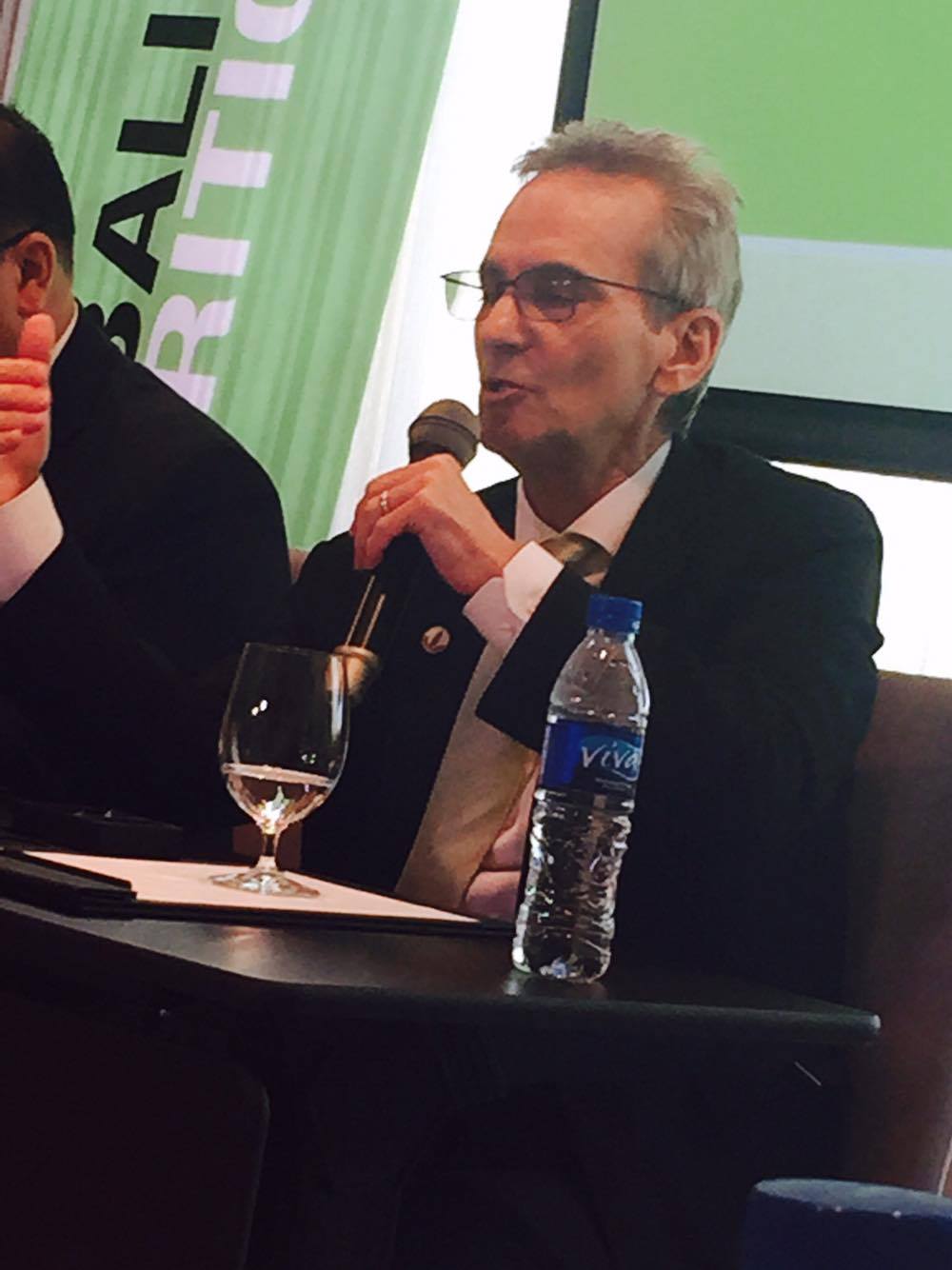 Digital Dementia and Sedentary Lifestyles ~ Viva Manilena