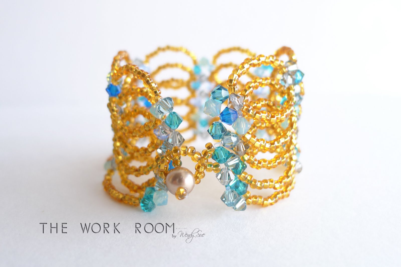 The Work Room: TWR072 Springy Bracelet Tutorial