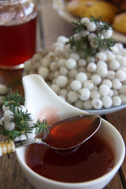 Tentações sobre a Mesa: Geleia de Camarinhas