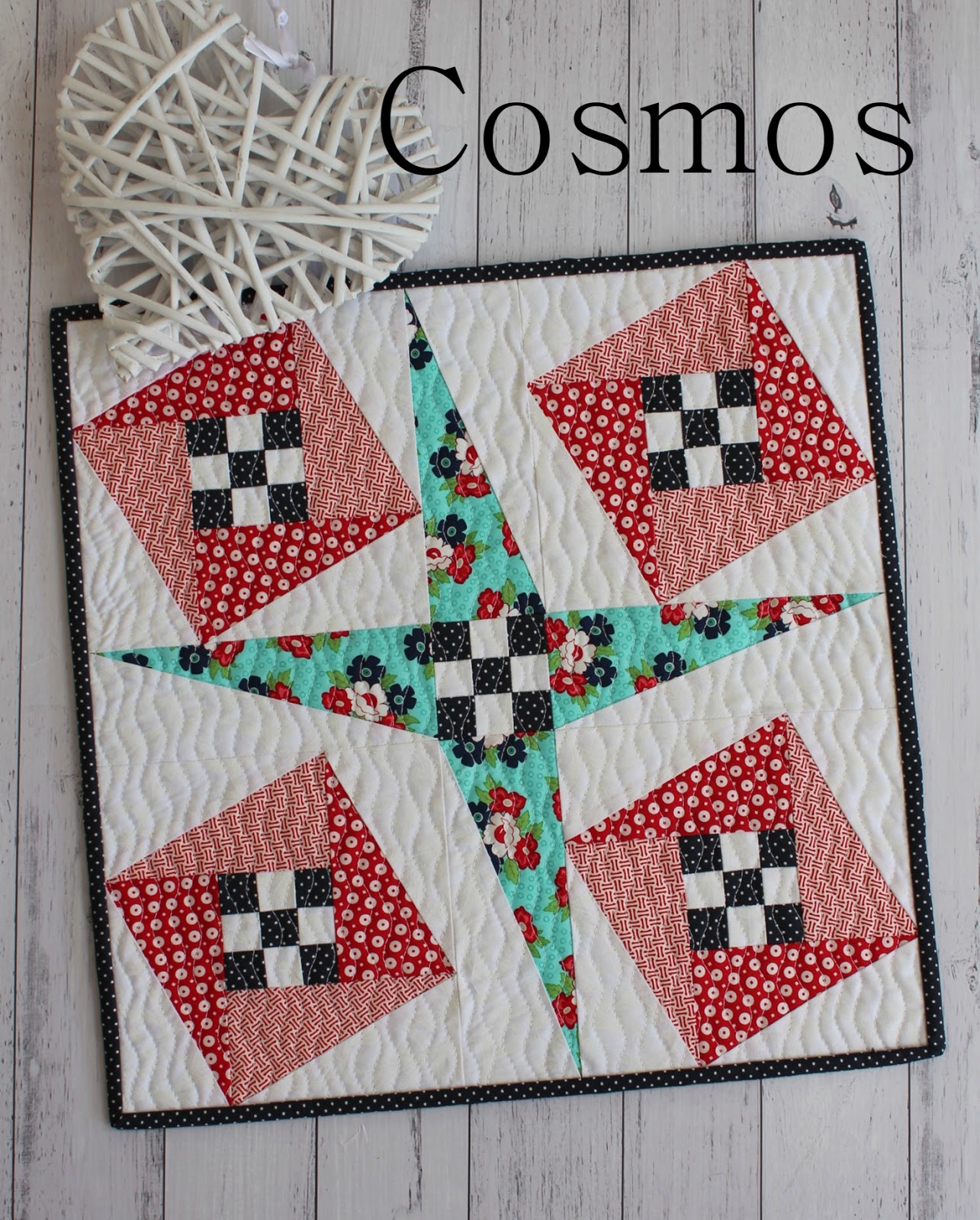 Cosmos Mini Quilt + Your Free March 2018 Calendar - Threadbare Creations