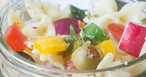 rovieshone food recipes : Chopped Israeli Pasta Salad