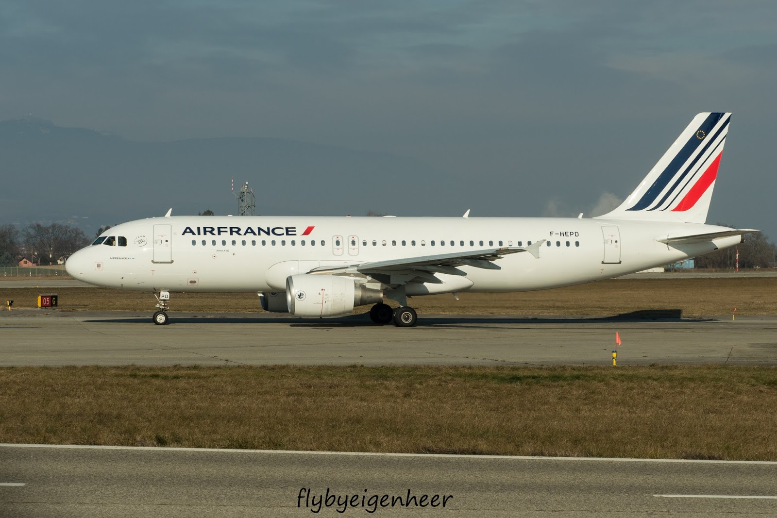 FLUGZEUGE: F-HEPD Airbus A320-214 A320 > Air France (AFR)