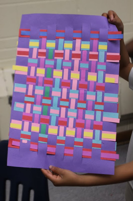 In Art Class: Simple Paper Weaving