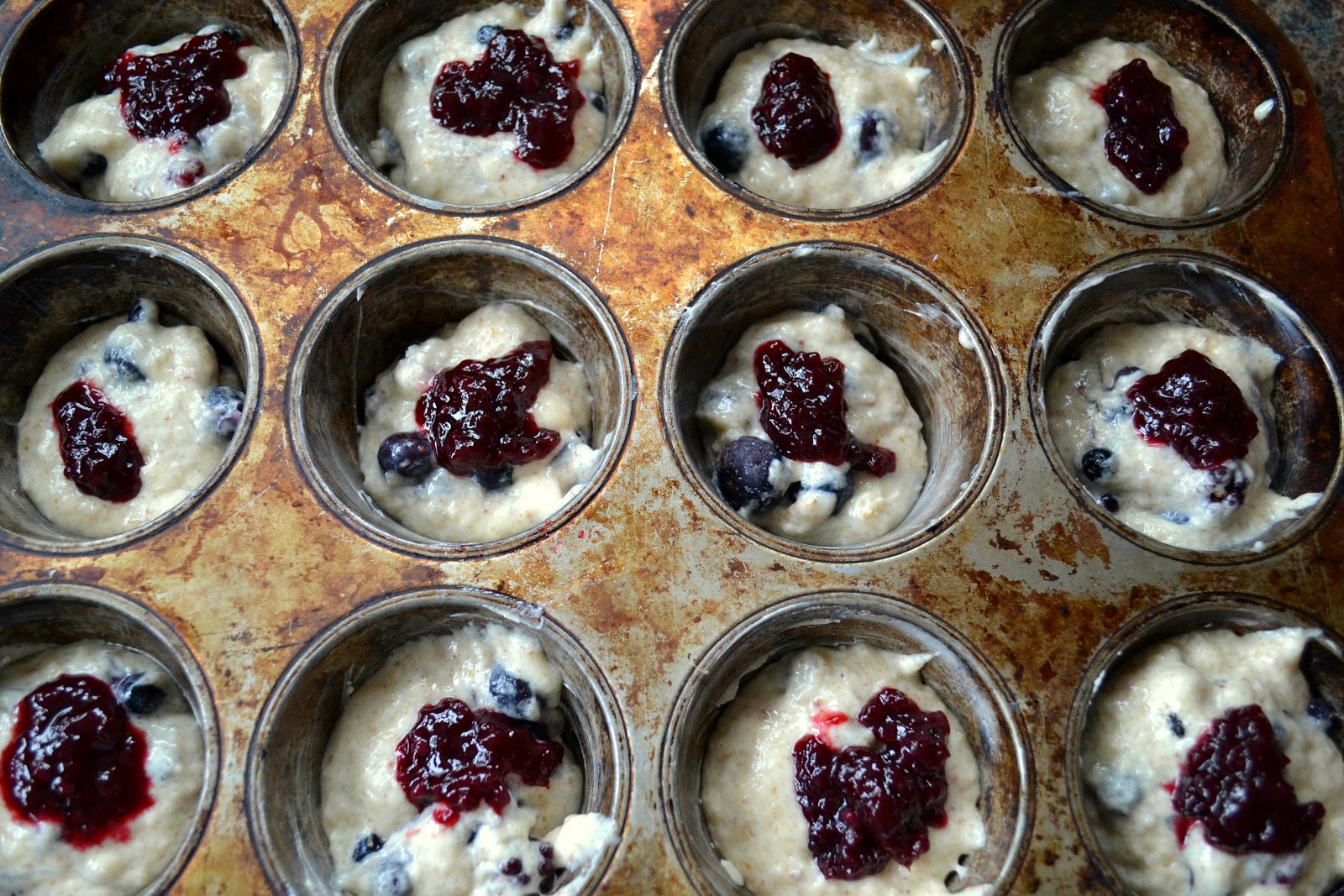 Kirsten's Kitchen: of vegan creations: Fruit explosion! muffins