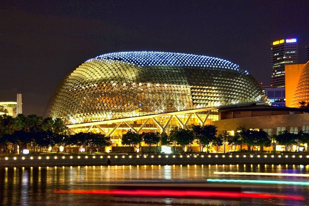 Esplanade - Theatres on the Bay - SINGAPORE TOURS