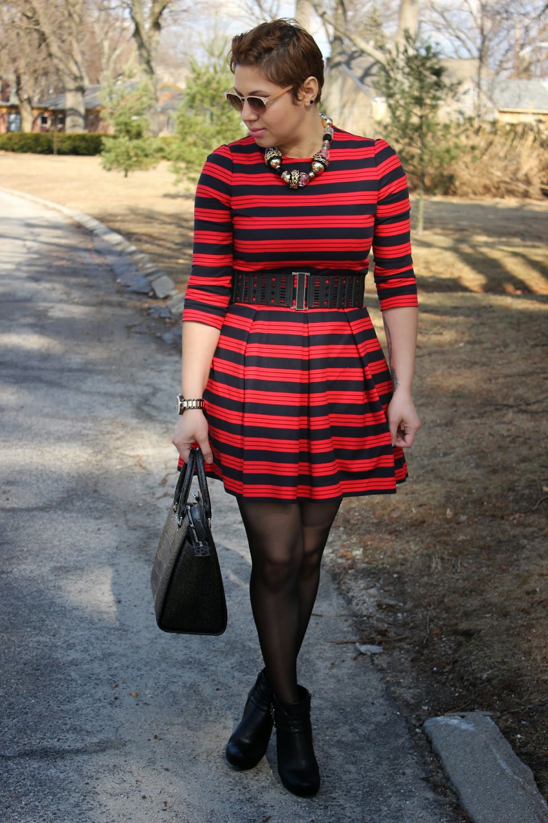 Navy & Red. | Diarychic