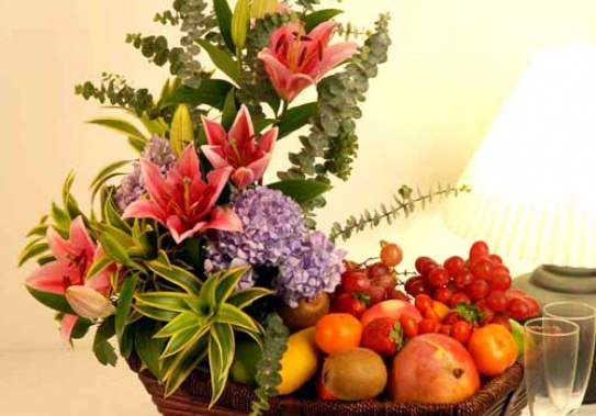 RANGKAIAN BUNGA DAN BUAH