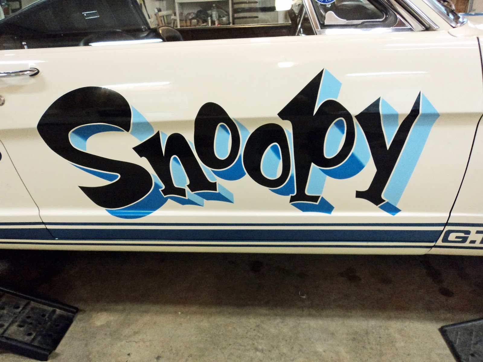 Dennis Day Designs - Lettering, Pinstriping; Murals: Hand Lettering