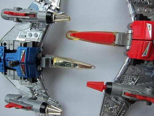 Heroic Decepticon: Diaclone dino-robo No.5 Swoop vs Transformers G1 ...