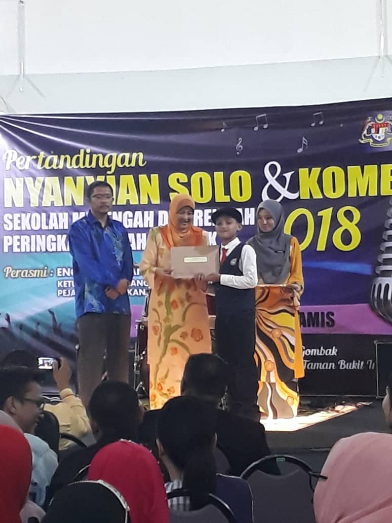 PERTANDINGAN NYANYIAN SOLO DAERAH GOMBAK ~ SK Sinaran Budi