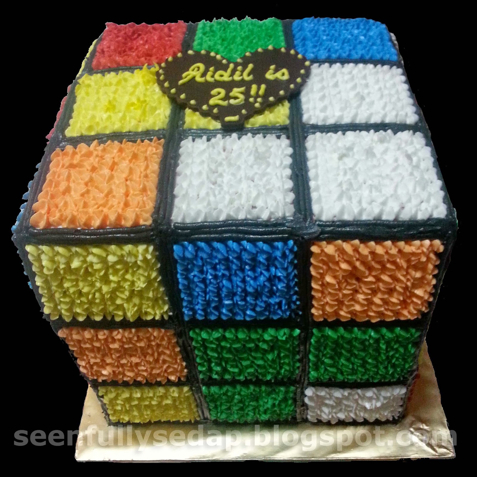 Seenfully Sedap: Rubik's Cube Cake