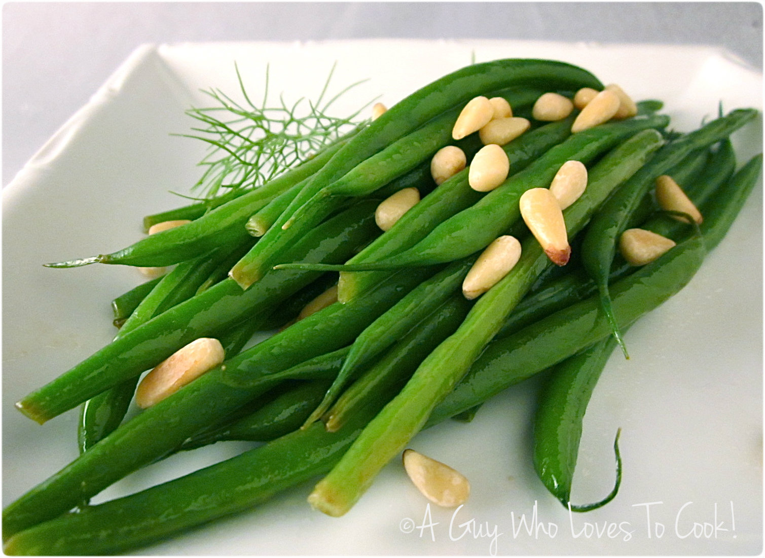 A Guy Who Loves to Cook!: Sweet and Crunchy Sautéed Haricots Verts