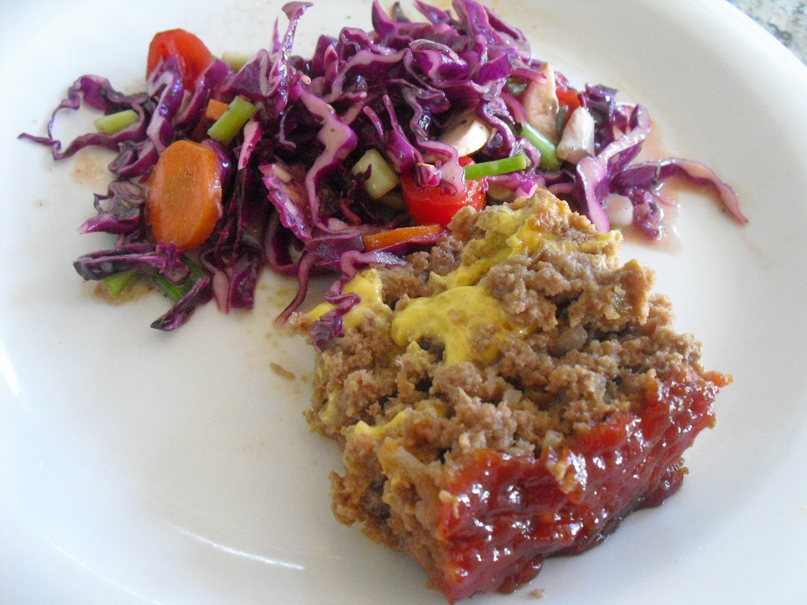 Lindsey's Kitchen: Beverly's Meatloaf Surprise