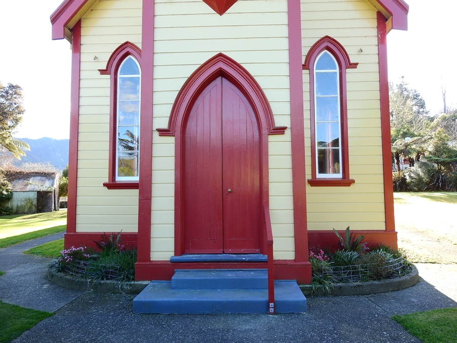 photographing New Zealand: St Joseph's Convent, Jerusalem, NZ