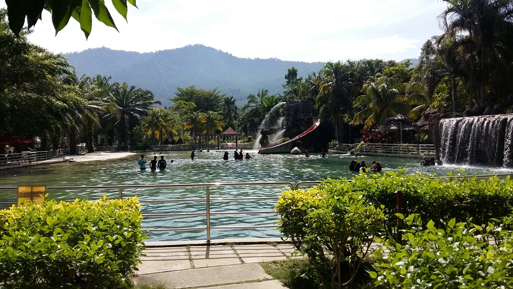 TRAVELOG: FELDA RESIDENCE HOT SPRINGS SUNGAI KLAH PERAK : Jom Mandi ...
