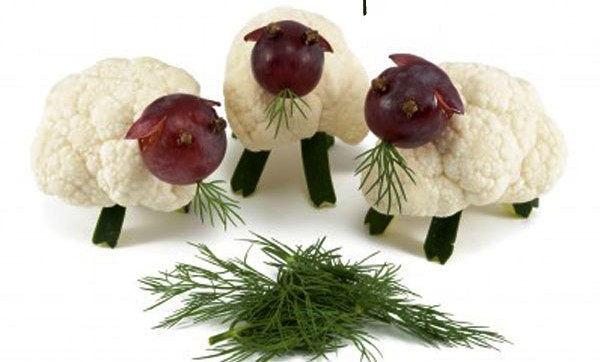 Cute cauliflower carving ~ projects art craft ideas