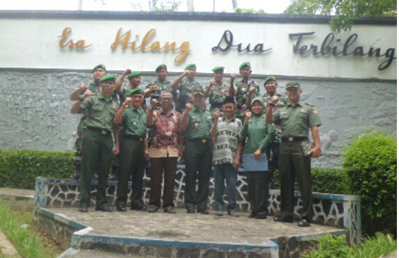 DISJARAHAD Kungjungi Monumen Rawagede - Lingkar Konsumen