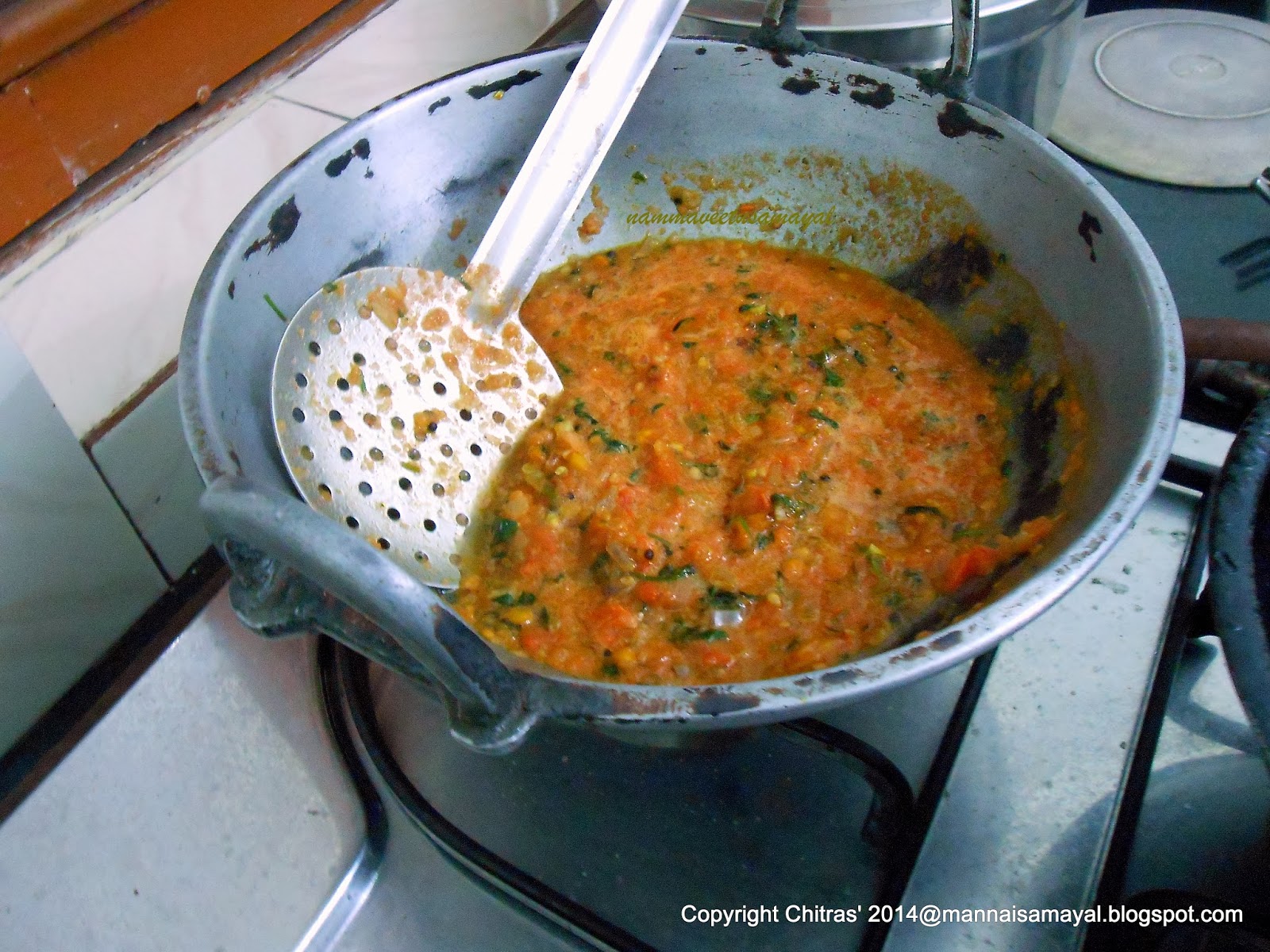 kalakkalsamayal: Tomato Thokku