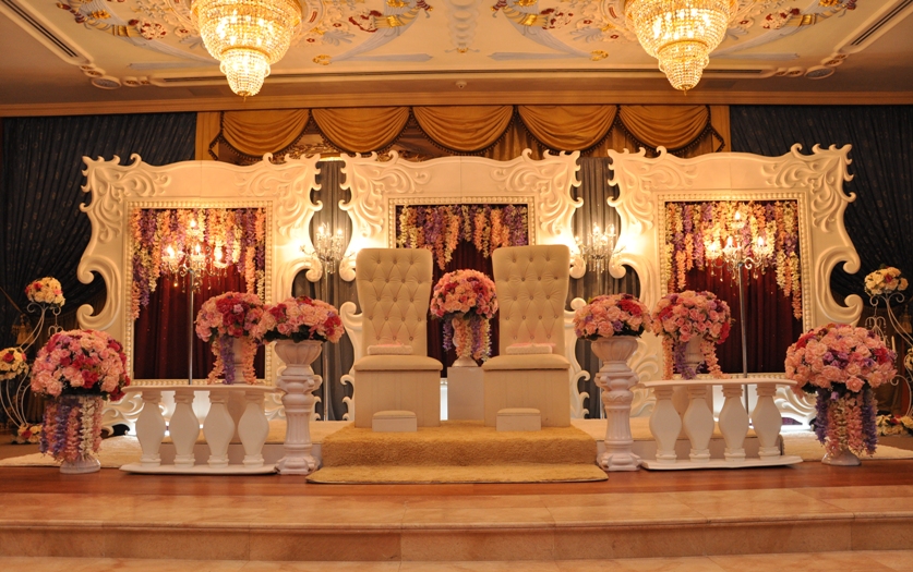 www.rnwedding.com: PELAMIN MODERN ENGLISH (3 PANEL)