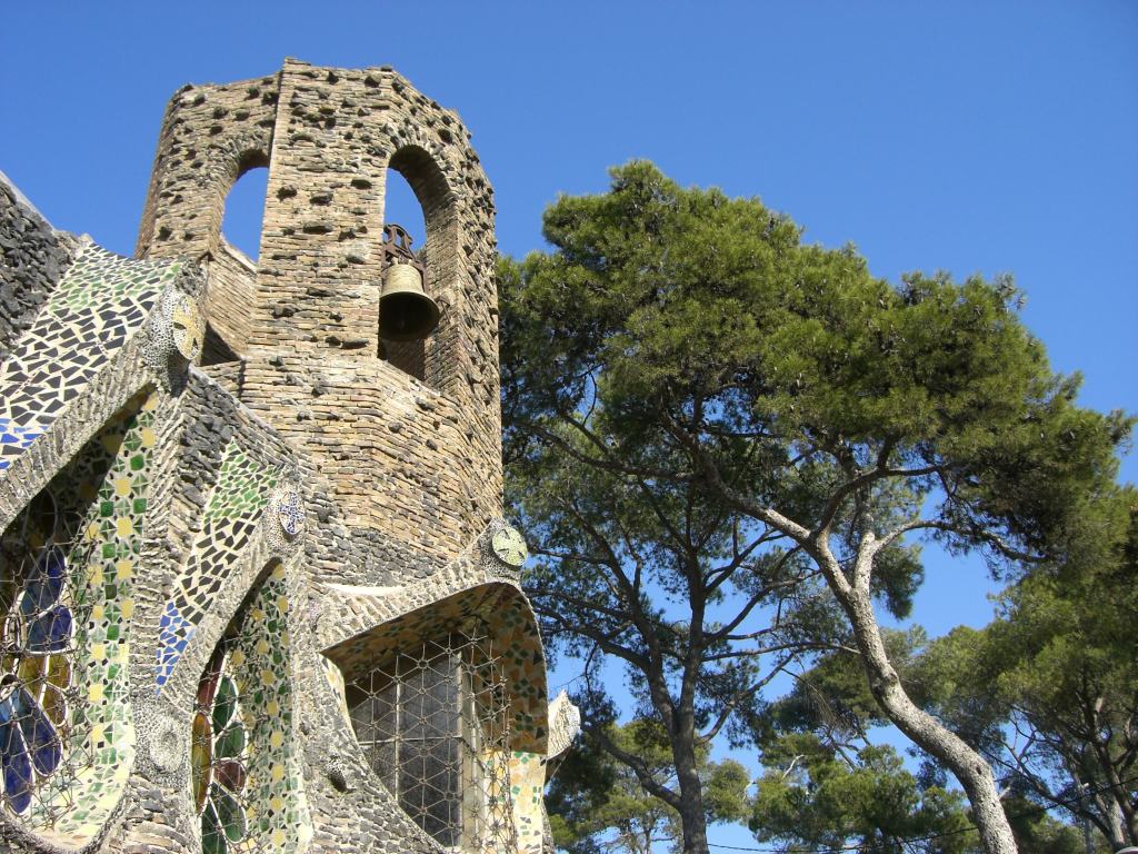 BARCELONA - GAUDÍ: COLÒNIA GUELL ~ Beautiful places of Barcelona and ...
