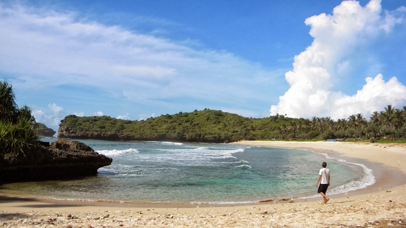Pacitan , Paradise of Java - Ina Tanaya