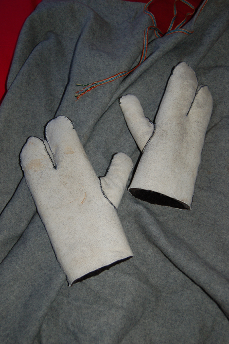 St. Thomas guild - medieval woodworking, furniture and other crafts ...