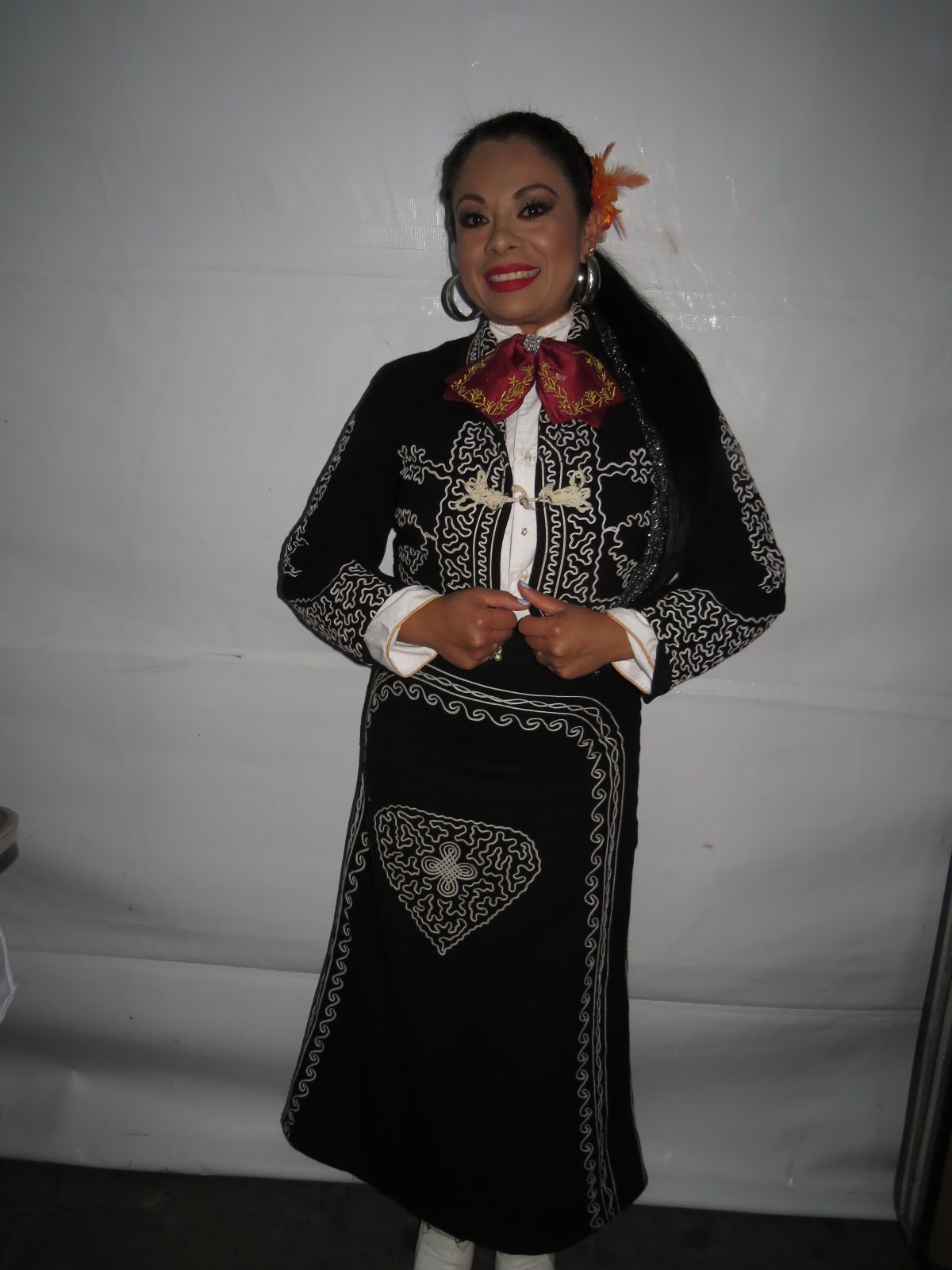 somos el espectador: MARIEL CASTILLO LA VOZ QUE NOS HACE VIBRAR