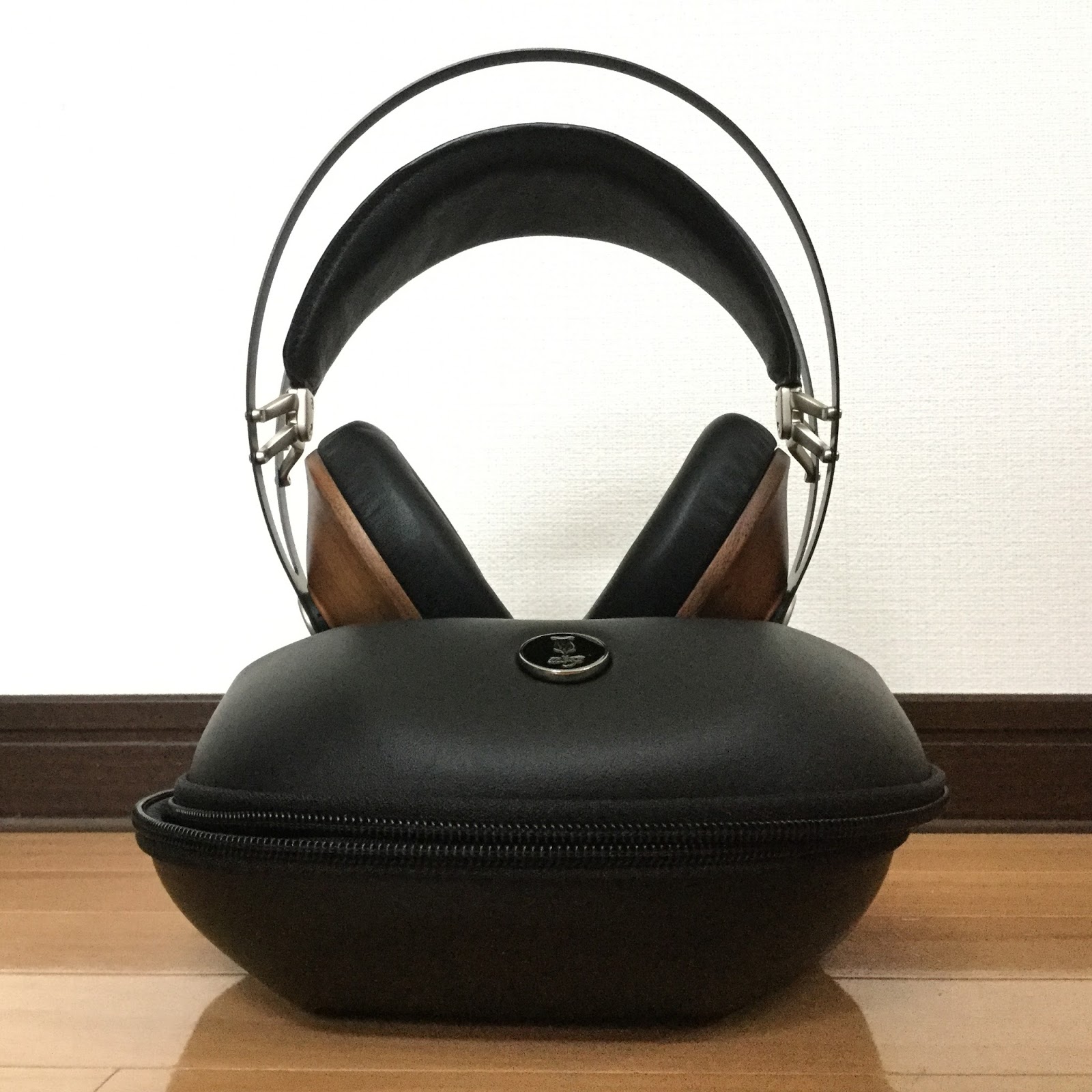 Meze 99 Classic headphone review - expatinjapan