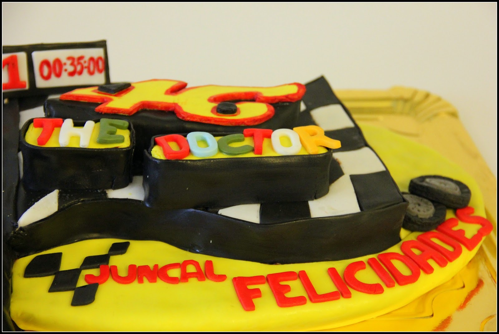 SORELLAS CAKES: TARTA MOTO GP