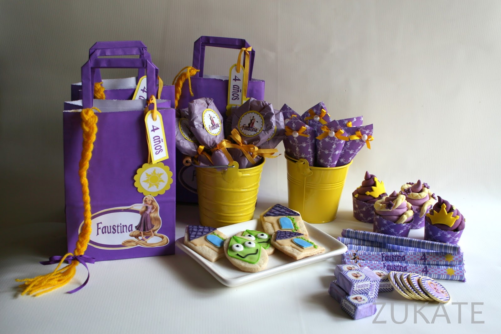 CANDY BAR DE RAPUNZEL PARA FAUSTINA | ZUKATE