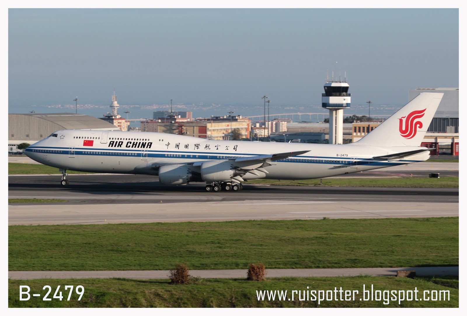 AVIAÇÃO - PLANE SPOTTING - PORTUGAL: B-2479 - Air China - Boeing 747-89L