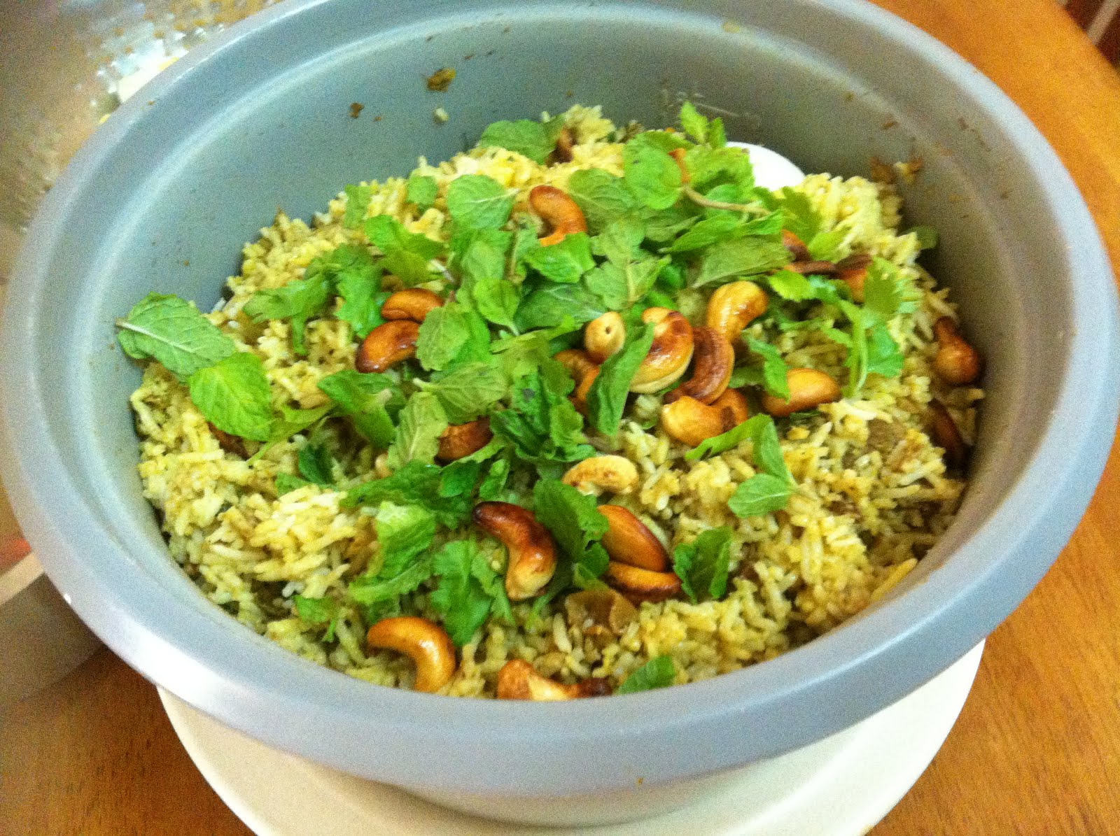 Live..Eat...Travel: Home-made Mutton Briyani