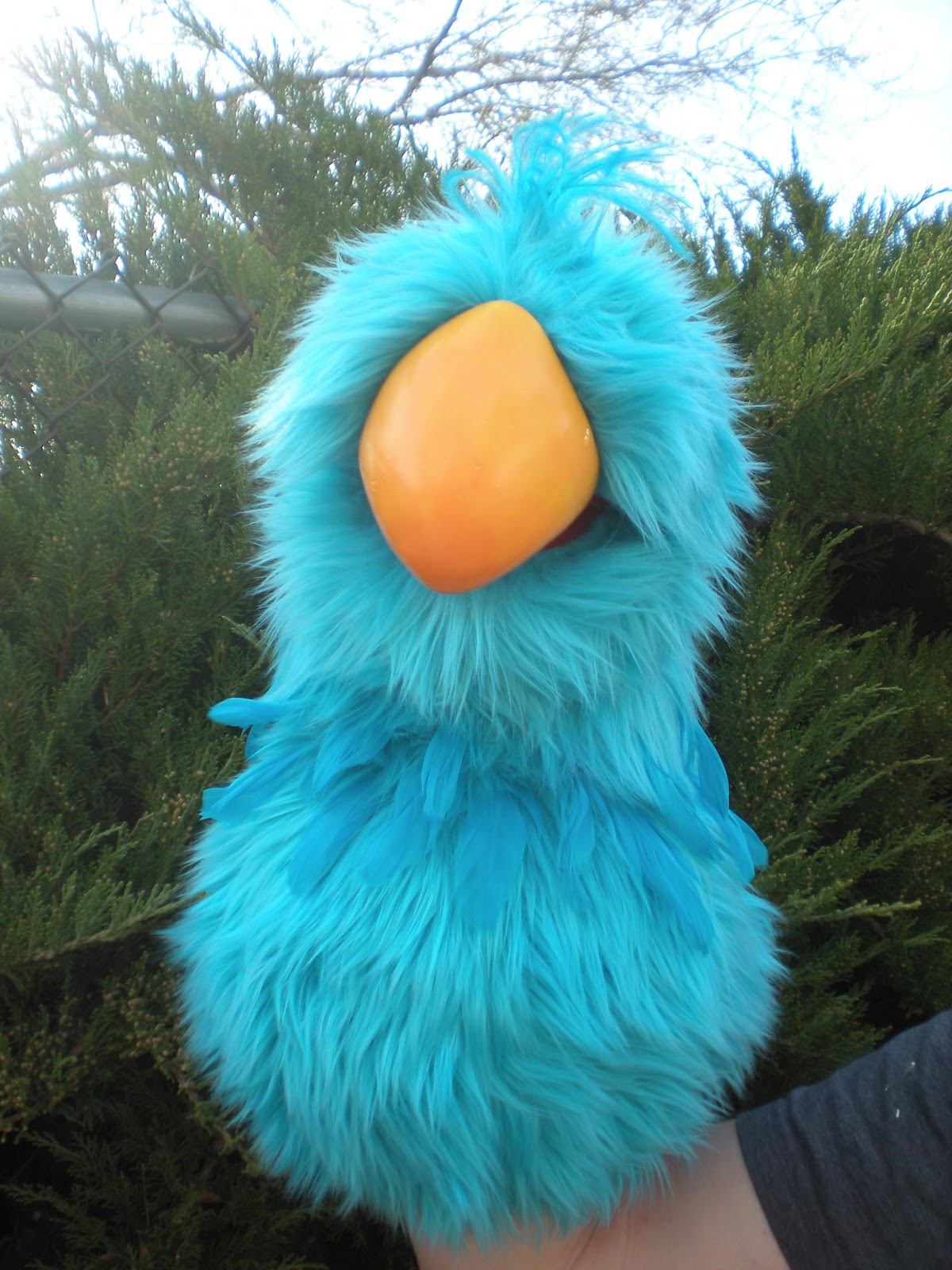 The Golden Glue Gun: Bird Muppet Style Puppet