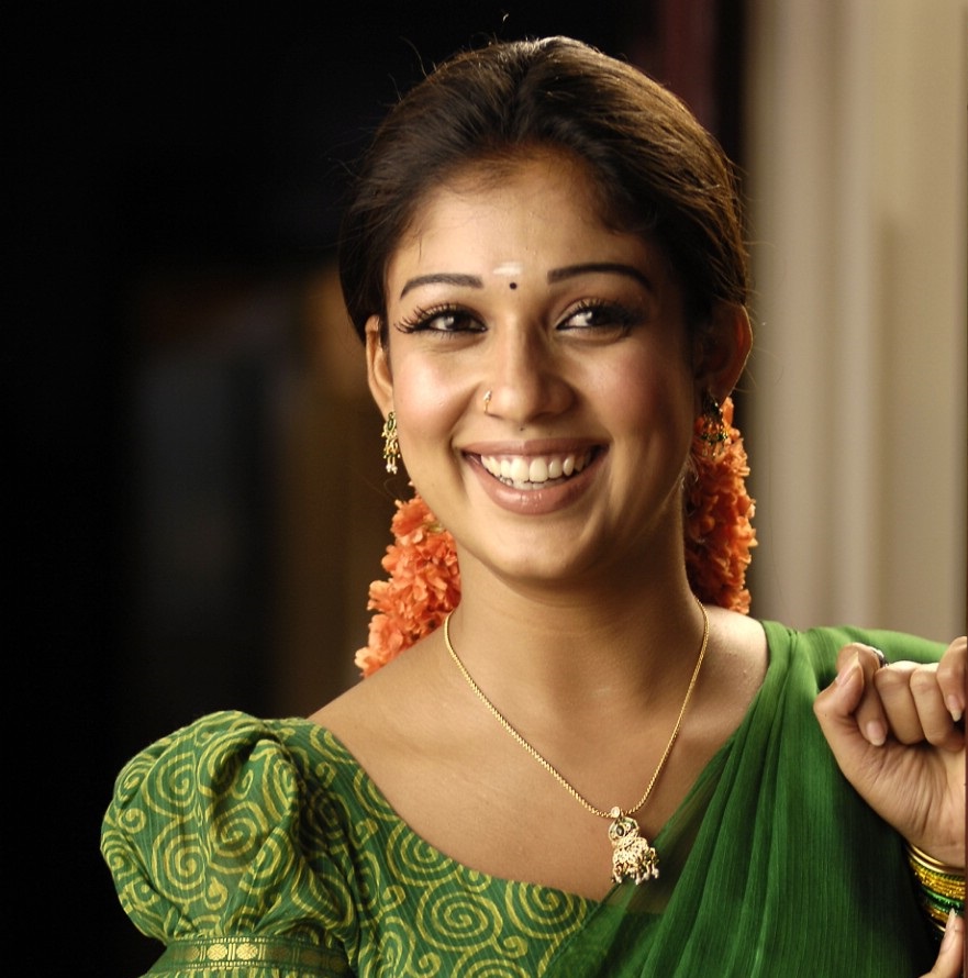 Nayanthara face close up