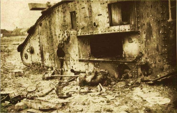 Roads to the Great War: The Dangerous Lives of WWI Tank Crews