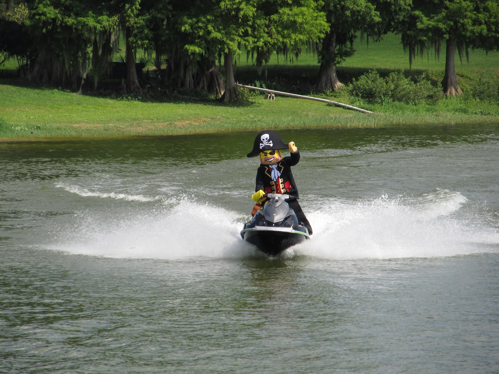The Mosenthins: Legoland 2 (And really cool water ski show pictures)