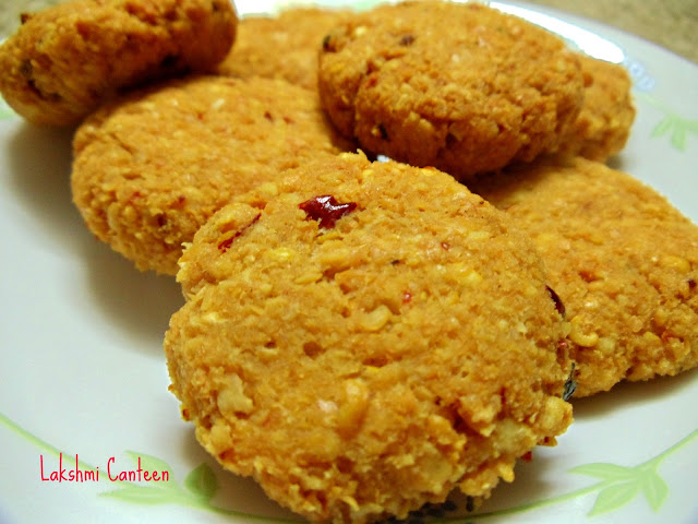 Lakshmi Canteen: Chattambade, Masala Vada (Bengal Gram Fritters)