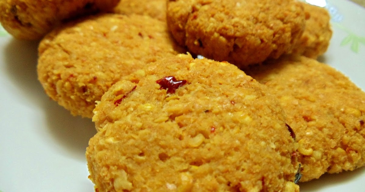 Lakshmi Canteen: Chattambade, Masala Vada (Bengal Gram Fritters)