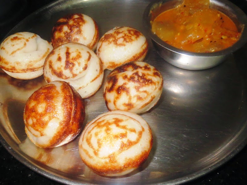 ಅಡಿಗೆ - Adige: Avalakki Dosa (Flattened Rice Dosa).