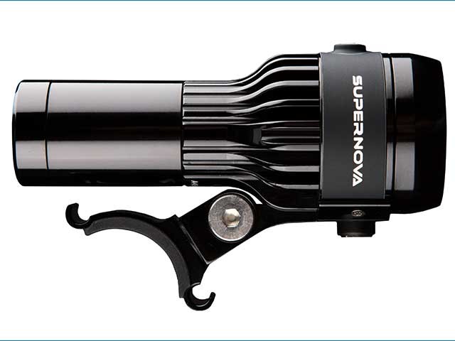 SUPERNOVA AIRSTREAM EDICIÓN ESPECIAL EN NEGRO - espaibici