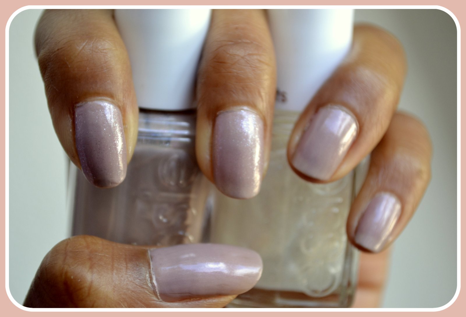 Beautyfudge: * Sweet Tart / Pure Pearlfection ⁂ (Essie)