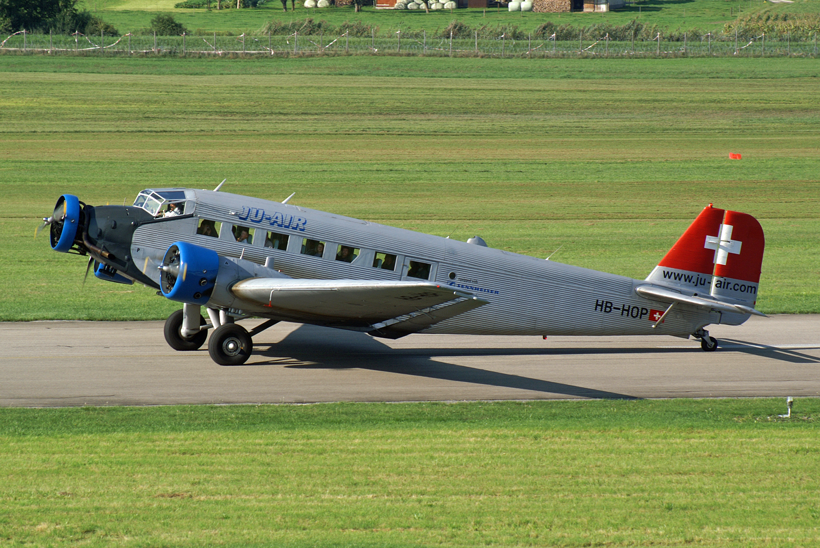 Coronel Von Rohaut: Uno de los muy pocos que quedaban en vuelo