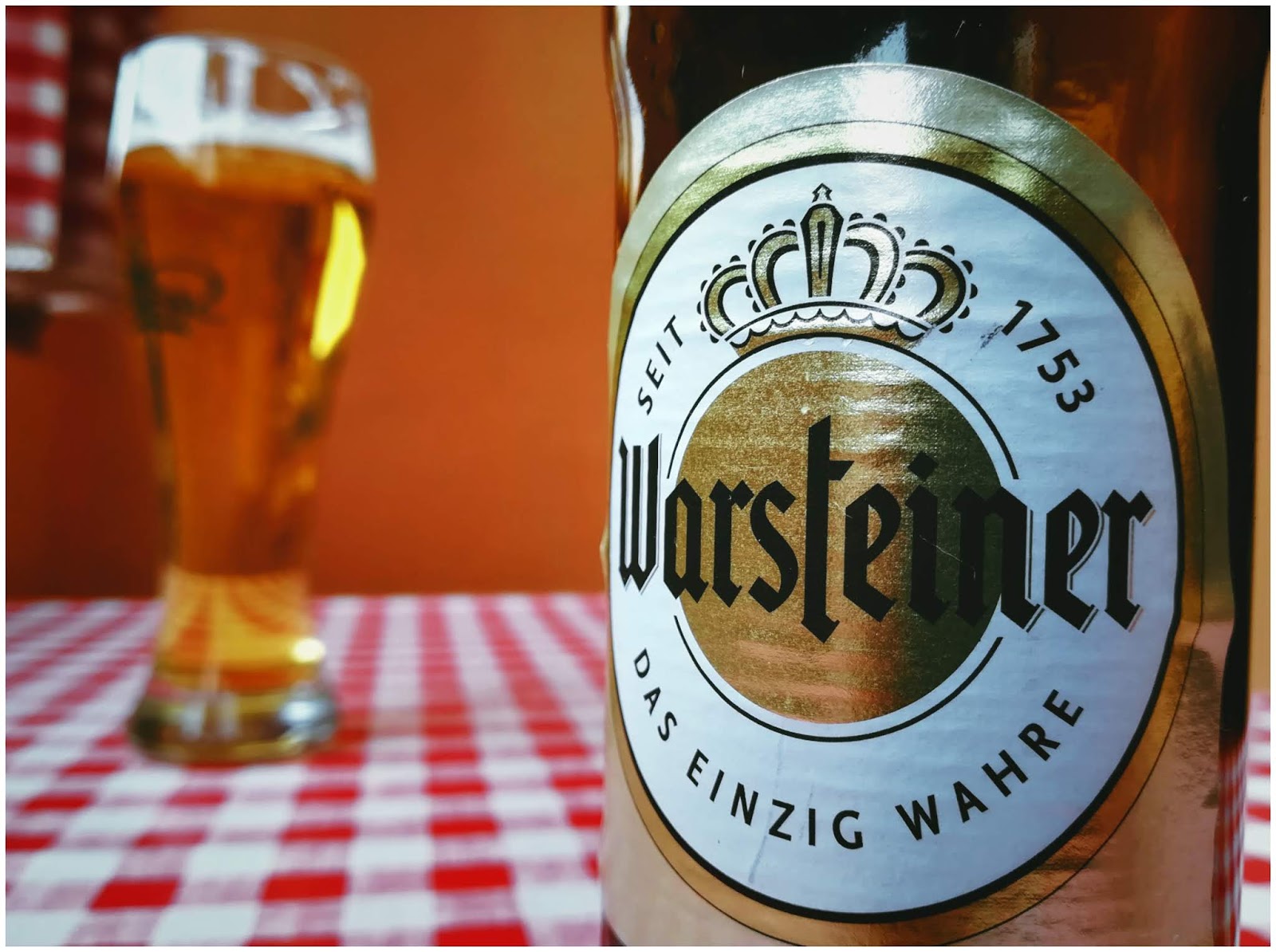 Sörcsap: Warsteiner Premium Beer