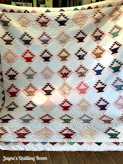 Jayne's Quilting Room: Two Mennonite Quilts