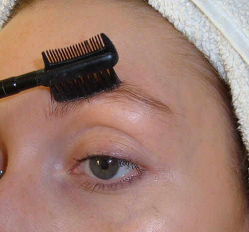 Eyebrow Tint and Shape - How To Do It Yourself - I Heart Cosmetics