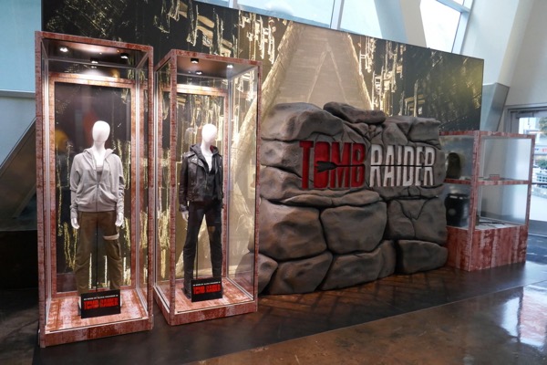 Hollywood Movie Costumes and Props: Alicia Vikander Tomb Raider movie ...